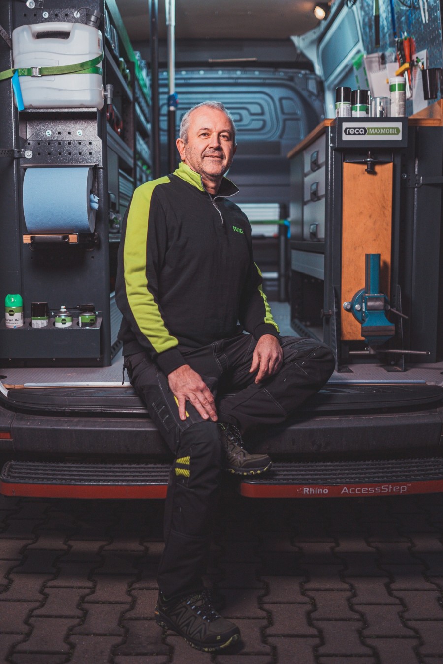 RECA MAXMOBIL | Vestavby do užitkových vozidel